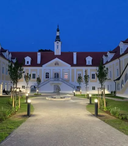 Schloss Haindorf | Saint-Gobain